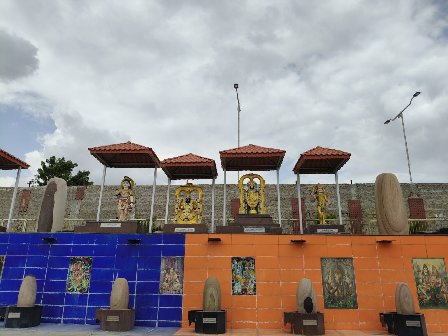 Ramaneswaram Golden Shivalingam Temple - Travel With Kalyan